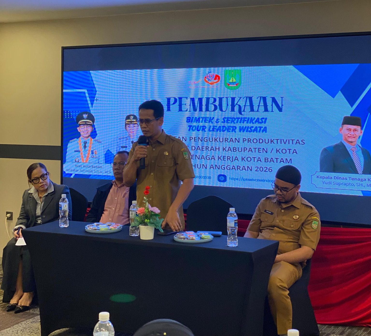 LPK Seiva Tekindo Persada Buka Bimtek Tour Leader, Kepala Disnaker ...